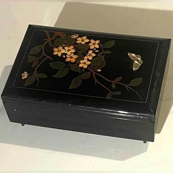 Storage & Organization | Vintage Japanese Lacquer Flower Design Jewelry ...
